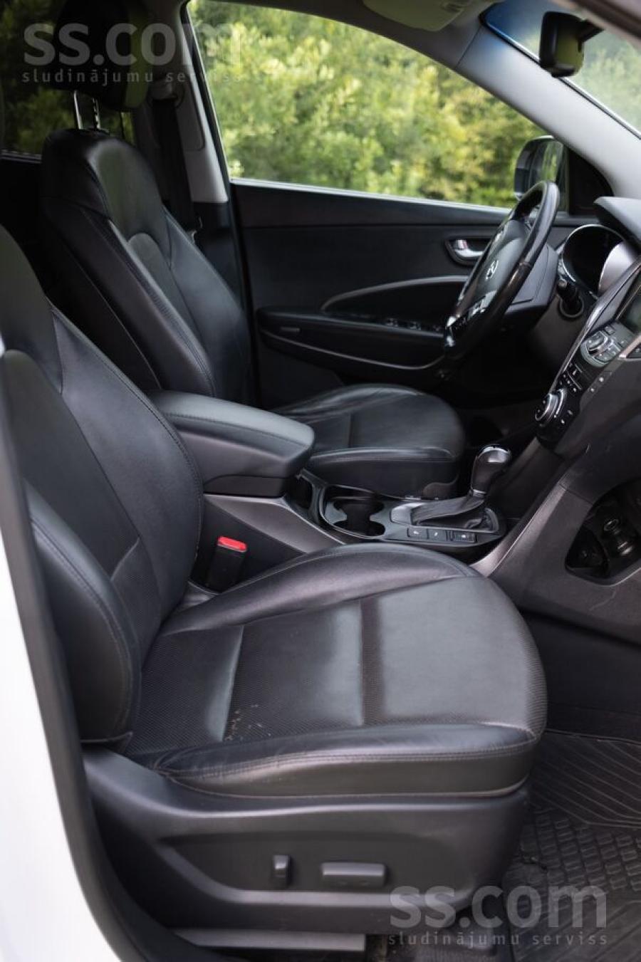 Balts Hyundai Santa Fe 2016 Rīga, ar dzinēja tilpumu 2.20 L un nobraukumu 251 tūkst. km par 10800 €, foto 6 vietnē AUTOMOTO.COM.LV