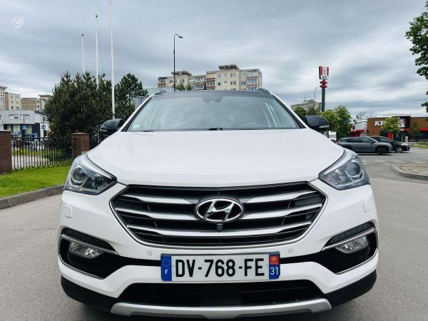 Balts Hyundai Santa Fe 2016 Kauņa, ar dzinēja tilpumu 2.20 L un nobraukumu 225 tūkst. km par 12500 €, foto 4 vietnē AUTOMOTO.COM.LV