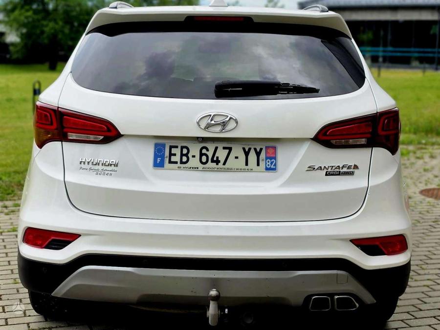 Balts Hyundai Santa Fe 2016 Tauragė, ar dzinēja tilpumu 2.20 L un nobraukumu 238 tūkst. km par 12300 €, foto 7 vietnē AUTOMOTO.COM.LV