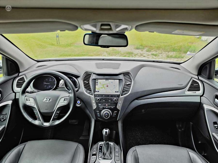Balts Hyundai Santa Fe 2016 Tauragė, ar dzinēja tilpumu 2.20 L un nobraukumu 238 tūkst. km par 12300 €, foto 20 vietnē AUTOMOTO.COM.LV