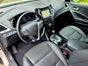 Balts Hyundai Santa Fe 2016 Tauragė, ar dzinēja tilpumu 2.20 L un nobraukumu 238 tūkst. km par 12300 €, foto 23 vietnē AUTOMOTO.COM.LV