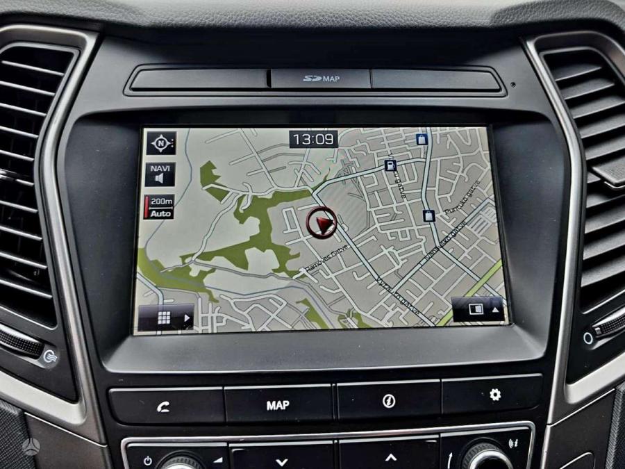 Balts Hyundai Santa Fe 2016 Tauragė, ar dzinēja tilpumu 2.20 L un nobraukumu 238 tūkst. km par 12300 €, foto 31 vietnē AUTOMOTO.COM.LV
