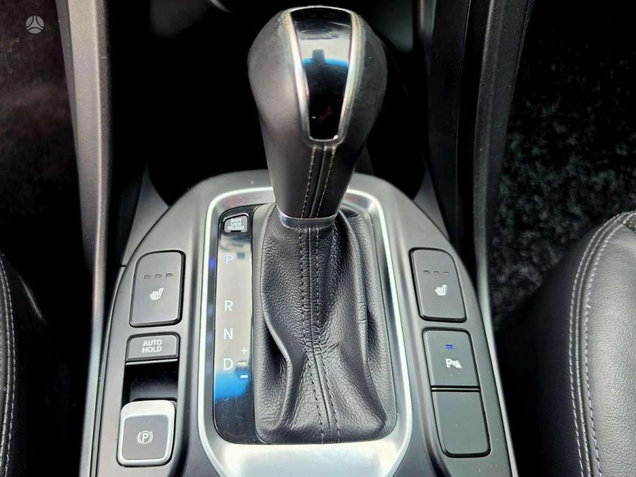 Balts Hyundai Santa Fe 2016 Tauragė, ar dzinēja tilpumu 2.20 L un nobraukumu 238 tūkst. km par 12300 €, foto 34 vietnē AUTOMOTO.COM.LV