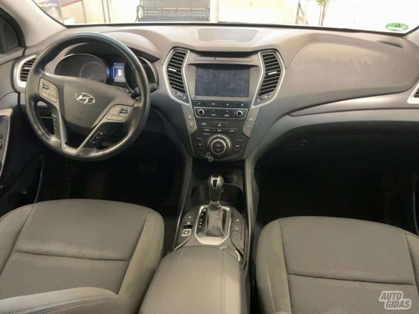 Balts Hyundai Santa Fe 2017 Kauņa, ar dzinēja tilpumu 2.20 L un nobraukumu 97 tūkst. km par 23317 €, foto 3 vietnē AUTOMOTO.COM.LV