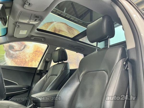 Balts Hyundai Santa Fe 2017 Tallina, ar dzinēja tilpumu 2.20 L un nobraukumu 195 tūkst. km par 16300 €, foto 10 vietnē AUTOMOTO.COM.LV