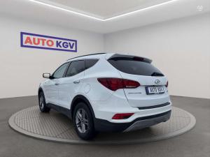White Hyundai Santa Fe 2017 in Vilnius, with an engine capacity of 2.40 L and mileage of 88 thousand km for 11999 €, photo 4 on AUTOMOTO.COM.LV