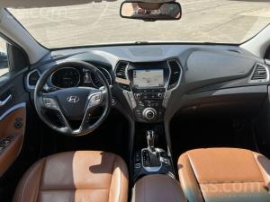 White Hyundai Santa Fe 2017 in Riga, with an engine capacity of 2.20 L and mileage of 245 thousand km for 13500 €, photo 14 on AUTOMOTO.COM.LV