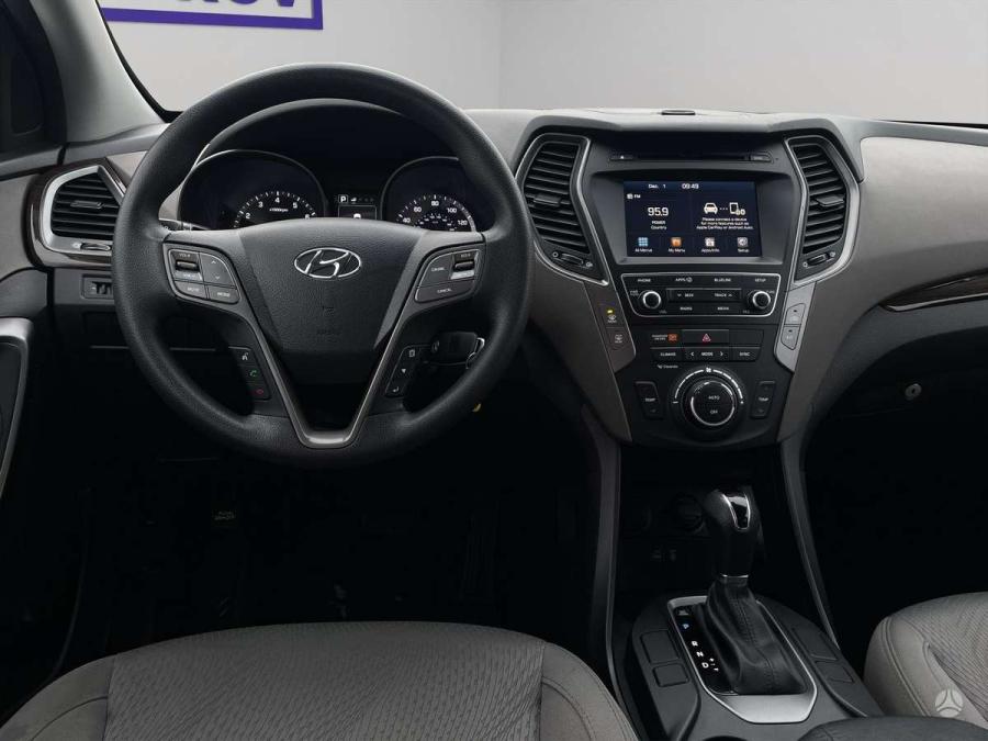 Balts Hyundai Santa Fe 2017 Viļņa, ar dzinēja tilpumu 2.40 L un nobraukumu 88 tūkst. km par 10999 €, foto 13 vietnē AUTOMOTO.COM.LV