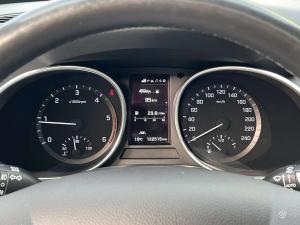 White Hyundai Santa Fe 2017 in Kedainiai, with an engine capacity of 2.20 L and mileage of 123 thousand km for 14750 €, photo 53 on AUTOMOTO.COM.LV