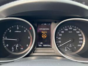 White Hyundai Santa Fe 2017 in Kedainiai, with an engine capacity of 2.20 L and mileage of 123 thousand km for 14750 €, photo 55 on AUTOMOTO.COM.LV