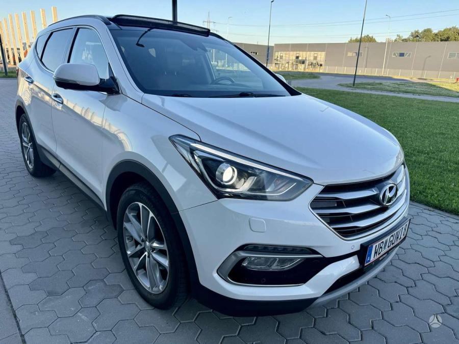 Balts Hyundai Santa Fe 2018 Kauņa, ar dzinēja tilpumu 2.20 L un nobraukumu 240 tūkst. km par 14900 €, foto 3 vietnē AUTOMOTO.COM.LV