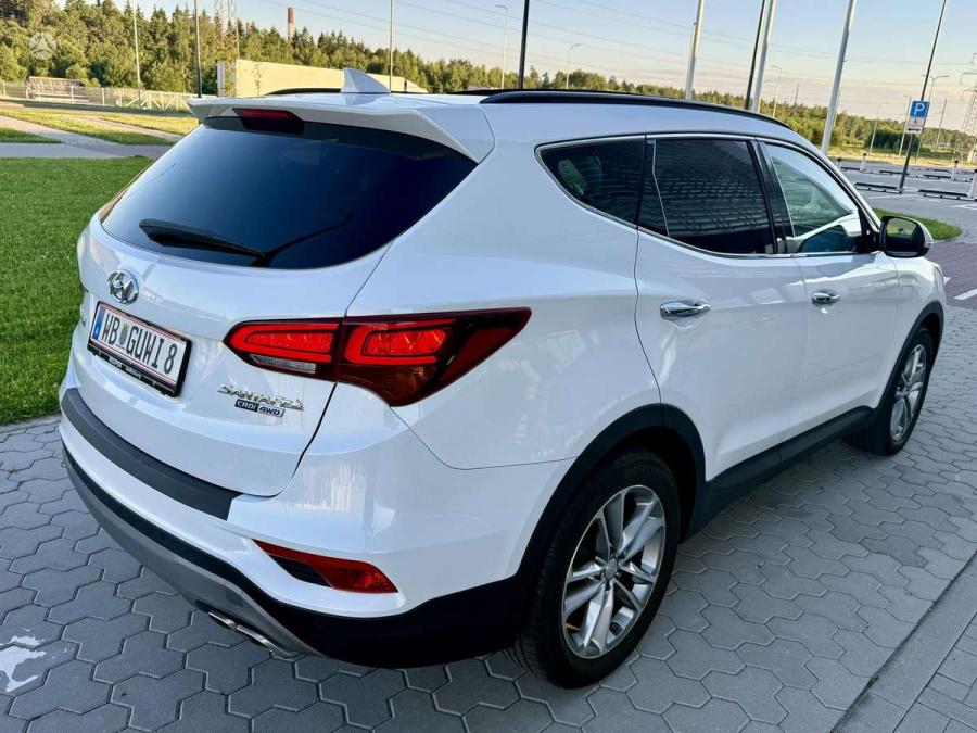 Balts Hyundai Santa Fe 2018 Kauņa, ar dzinēja tilpumu 2.20 L un nobraukumu 240 tūkst. km par 14900 €, foto 6 vietnē AUTOMOTO.COM.LV