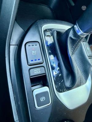 Balts Hyundai Santa Fe 2018 Kauņa, ar dzinēja tilpumu 2.20 L un nobraukumu 240 tūkst. km par 14900 €, foto 13 vietnē AUTOMOTO.COM.LV