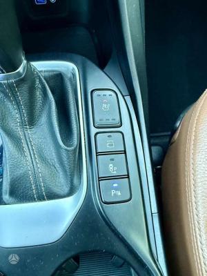 Balts Hyundai Santa Fe 2018 Kauņa, ar dzinēja tilpumu 2.20 L un nobraukumu 240 tūkst. km par 14900 €, foto 16 vietnē AUTOMOTO.COM.LV