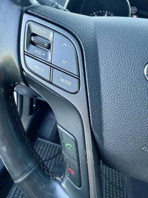 Balts Hyundai Santa Fe 2018 Kauņa, ar dzinēja tilpumu 2.20 L un nobraukumu 240 tūkst. km par 14900 €, foto 22 vietnē AUTOMOTO.COM.LV