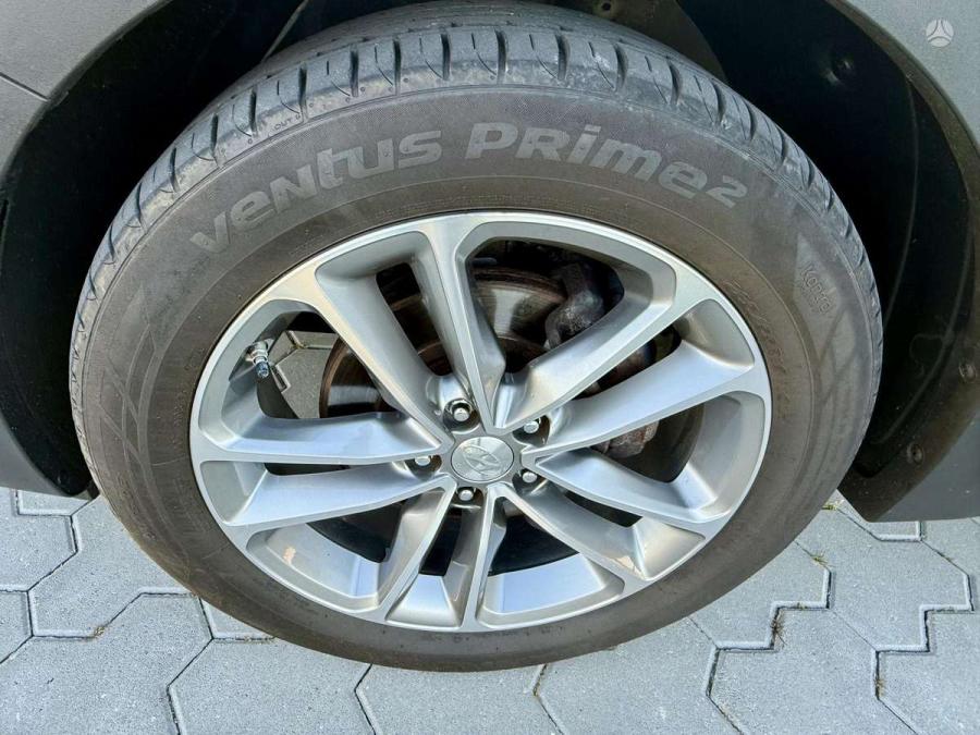 Balts Hyundai Santa Fe 2018 Kauņa, ar dzinēja tilpumu 2.20 L un nobraukumu 240 tūkst. km par 14900 €, foto 32 vietnē AUTOMOTO.COM.LV