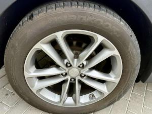 White Hyundai Santa Fe 2018 in Kaunas, with an engine capacity of 2.20 L and mileage of 240 thousand km for 13490 €, photo 30 on AUTOMOTO.COM.LV