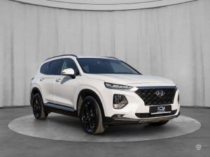 White Hyundai Santa Fe 2019 in Marijampole, with an engine capacity of 2.20 L and mileage of 209 thousand km for 19250 €, photo  on AUTOMOTO.COM.LV