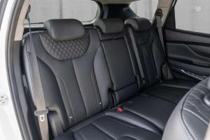 Balts Hyundai Santa Fe 2019 Marijampole, ar dzinēja tilpumu 2.20 L un nobraukumu 209 tūkst. km par 19250 €, foto 33 vietnē AUTOMOTO.COM.LV