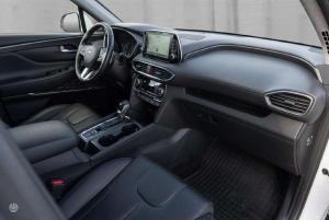Balts Hyundai Santa Fe 2019 Marijampole, ar dzinēja tilpumu 2.20 L un nobraukumu 209 tūkst. km par 19250 €, foto 35 vietnē AUTOMOTO.COM.LV