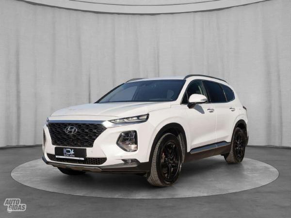 White Hyundai Santa Fe 2019 in Marijampole, with an engine capacity of 2.20 L and mileage of 209 thousand km for 19250 €, photo 5 on AUTOMOTO.COM.LV