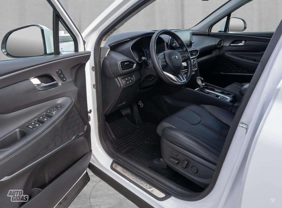 Balts Hyundai Santa Fe 2019 Marijampole, ar dzinēja tilpumu 2.20 L un nobraukumu 209 tūkst. km par 19250 €, foto 23 vietnē AUTOMOTO.COM.LV
