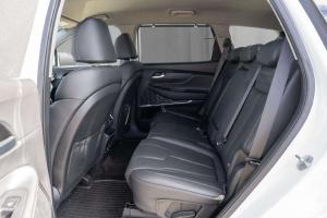 Balts Hyundai Santa Fe 2019 Marijampole, ar dzinēja tilpumu 2.20 L un nobraukumu 209 tūkst. km par 19250 €, foto 29 vietnē AUTOMOTO.COM.LV