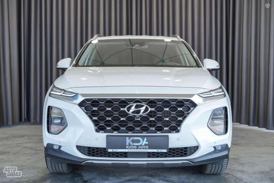 Balts Hyundai Santa Fe 2019 Marijampole, ar dzinēja tilpumu 2.20 L un nobraukumu 209 tūkst. km par 19150 €, foto 3 vietnē AUTOMOTO.COM.LV
