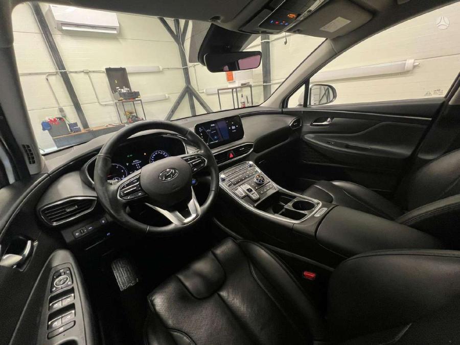 Balts Hyundai Santa Fe 2020 Viļņa, ar dzinēja tilpumu 2.15 L un nobraukumu 237 tūkst. km par 22300 €, foto 27 vietnē AUTOMOTO.COM.LV