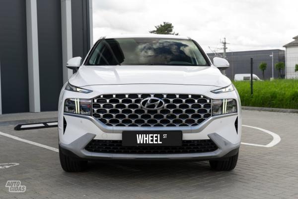 White Hyundai Santa Fe 2020 in Vilnius, with an engine capacity of 2.20 L and mileage of 237 thousand km for 20900 €, photo 8 on AUTOMOTO.COM.LV
