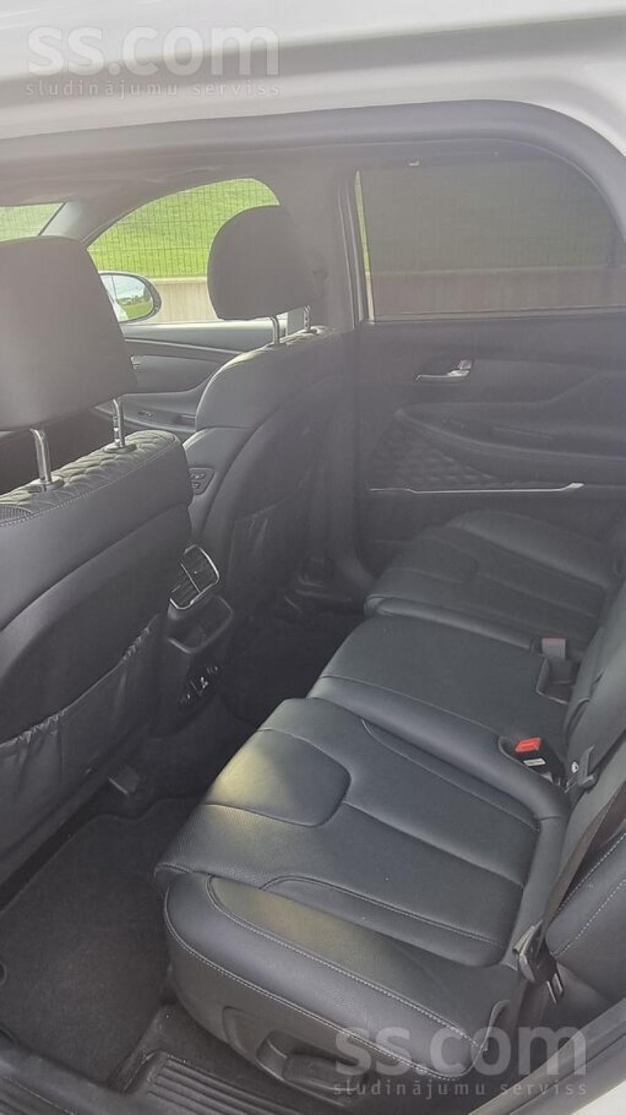 Balts Hyundai Santa Fe 2020 Rīga, ar dzinēja tilpumu 2.20 L un nobraukumu 124 tūkst. km par 23900 €, foto 12 vietnē AUTOMOTO.COM.LV