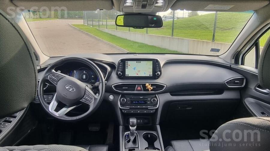 Balts Hyundai Santa Fe 2020 Rīga, ar dzinēja tilpumu 2.20 L un nobraukumu 126 tūkst. km par 22900 €, foto 7 vietnē AUTOMOTO.COM.LV