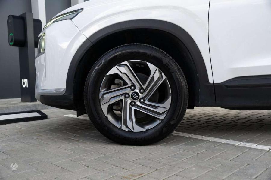 Balts Hyundai Santa Fe 2020 Viļņa, ar dzinēja tilpumu 2.20 L un nobraukumu 237 tūkst. km par 20900 €, foto 13 vietnē AUTOMOTO.COM.LV