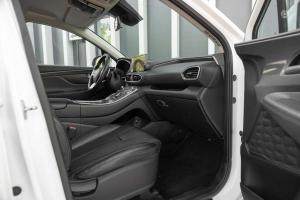 Balts Hyundai Santa Fe 2020 Viļņa, ar dzinēja tilpumu 2.20 L un nobraukumu 237 tūkst. km par 20900 €, foto 19 vietnē AUTOMOTO.COM.LV