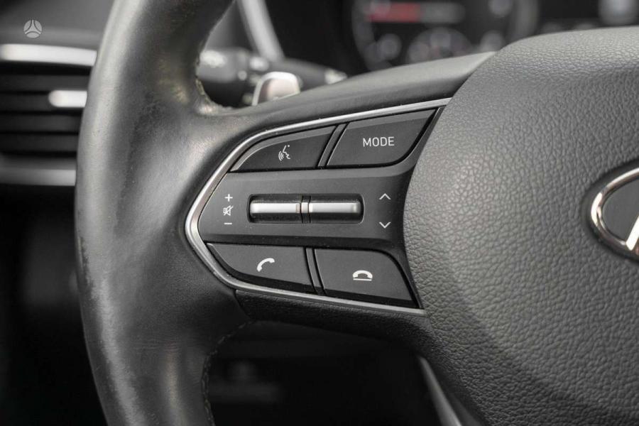 Balts Hyundai Santa Fe 2020 Viļņa, ar dzinēja tilpumu 2.20 L un nobraukumu 237 tūkst. km par 20900 €, foto 23 vietnē AUTOMOTO.COM.LV