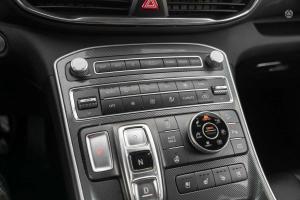 Balts Hyundai Santa Fe 2020 Viļņa, ar dzinēja tilpumu 2.20 L un nobraukumu 237 tūkst. km par 20900 €, foto 26 vietnē AUTOMOTO.COM.LV