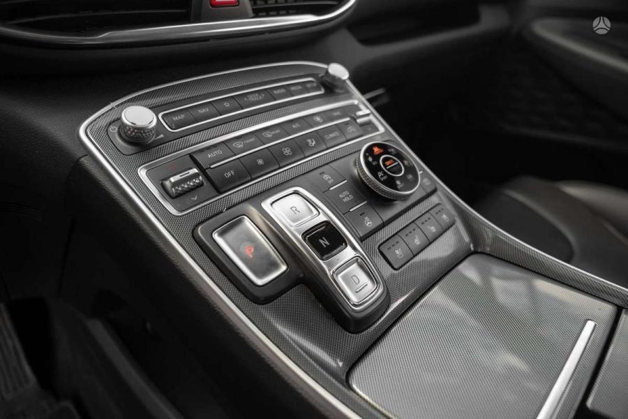 Balts Hyundai Santa Fe 2020 Viļņa, ar dzinēja tilpumu 2.20 L un nobraukumu 237 tūkst. km par 20900 €, foto 27 vietnē AUTOMOTO.COM.LV