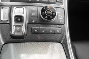 Balts Hyundai Santa Fe 2020 Viļņa, ar dzinēja tilpumu 2.20 L un nobraukumu 237 tūkst. km par 20900 €, foto 28 vietnē AUTOMOTO.COM.LV
