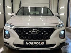 Balts Hyundai Santa Fe 2020 Viļņa, ar dzinēja tilpumu 2.00 L un nobraukumu 139 tūkst. km par 18200 €, foto  vietnē AUTOMOTO.COM.LV