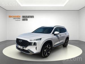 White Hyundai Santa Fe 2021 in Riga, with an engine capacity of 2.20 L and mileage of 152 thousand km for 23990 €, photo  on AUTOMOTO.COM.LV