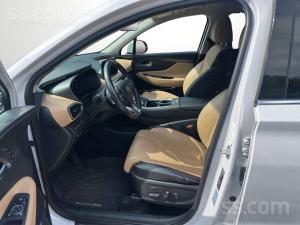 Balts Hyundai Santa Fe 2021 Rīga, ar dzinēja tilpumu 2.20 L un nobraukumu 152 tūkst. km par 23990 €, foto 10 vietnē AUTOMOTO.COM.LV