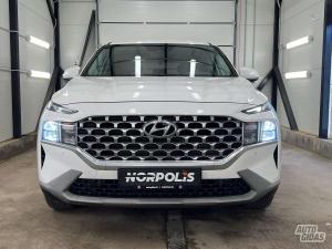 Balts Hyundai Santa Fe 2021 Aukštieji Rusokai, ar dzinēja tilpumu 2.20 L un nobraukumu 170 tūkst. km par 20500 €, foto  vietnē AUTOMOTO.COM.LV