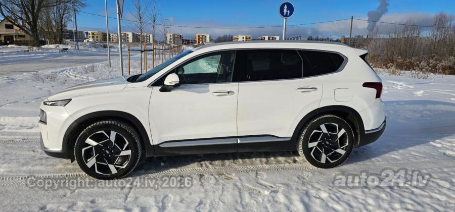 Balts Hyundai Santa Fe 2023 Tallina, ar dzinēja tilpumu 2.20 L un nobraukumu 99 tūkst. km par 38000 €, foto 3 vietnē AUTOMOTO.COM.LV