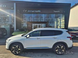 White Hyundai Santa Fe 2023 in Tartu, with an engine capacity of 2.20 L and mileage of 101 thousand km for 36990 €, photo 2 on AUTOMOTO.COM.LV