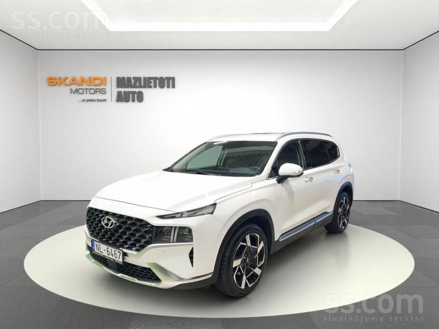 Balts Hyundai Santa Fe 2023 Rīga, ar dzinēja tilpumu 2.20 L un nobraukumu 81 tūkst. km par 30490 €, foto 1 vietnē AUTOMOTO.COM.LV