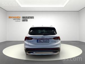 Balts Hyundai Santa Fe 2023 Rīga, ar dzinēja tilpumu 2.20 L un nobraukumu 81 tūkst. km par 30490 €, foto 6 vietnē AUTOMOTO.COM.LV