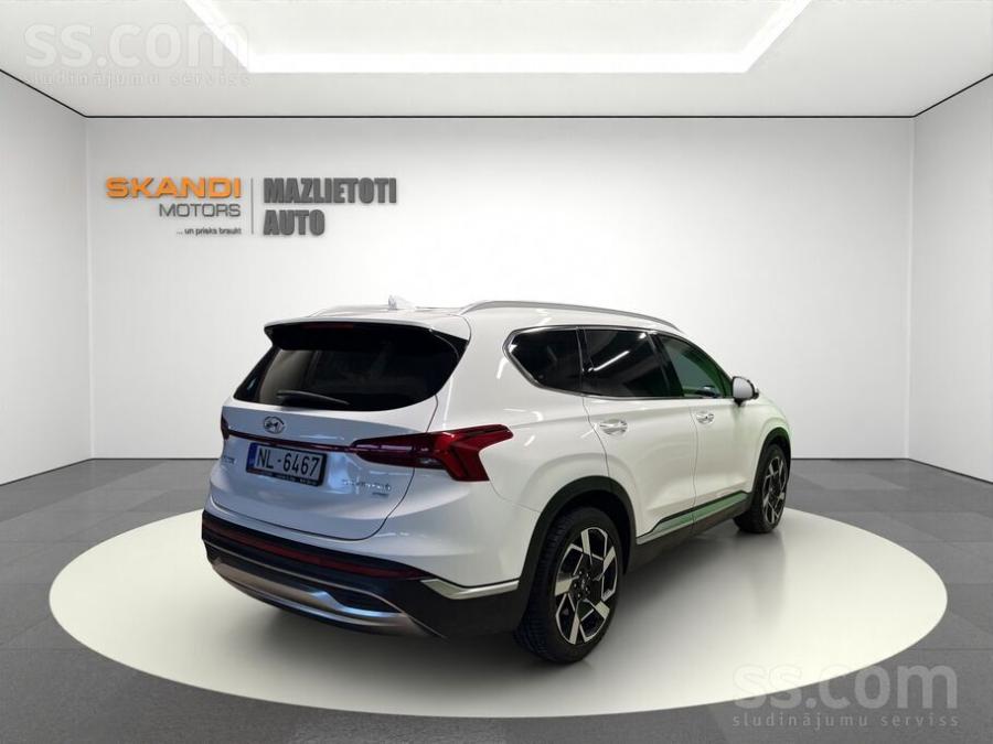 Balts Hyundai Santa Fe 2023 Rīga, ar dzinēja tilpumu 2.20 L un nobraukumu 81 tūkst. km par 30490 €, foto 7 vietnē AUTOMOTO.COM.LV