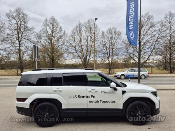 Balts Hyundai Santa Fe 2024 Tartu, ar dzinēja tilpumu 1.60 L un nobraukumu 22 tūkst. km par 59990 €, foto 6 vietnē AUTOMOTO.COM.LV