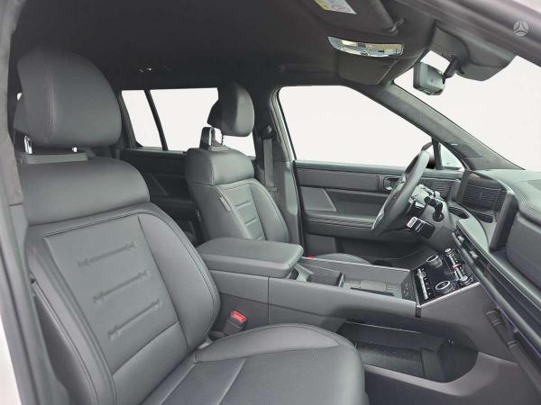 Balts Hyundai Santa Fe 2025 Viļņa, ar dzinēja tilpumu 0.00 L un nobraukumu 28 tūkst. km par 49900 €, foto 10 vietnē AUTOMOTO.COM.LV