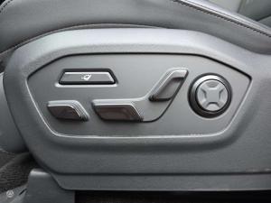 Balts Hyundai Santa Fe 2025 Viļņa, ar dzinēja tilpumu 0.00 L un nobraukumu 28 tūkst. km par 49900 €, foto 20 vietnē AUTOMOTO.COM.LV